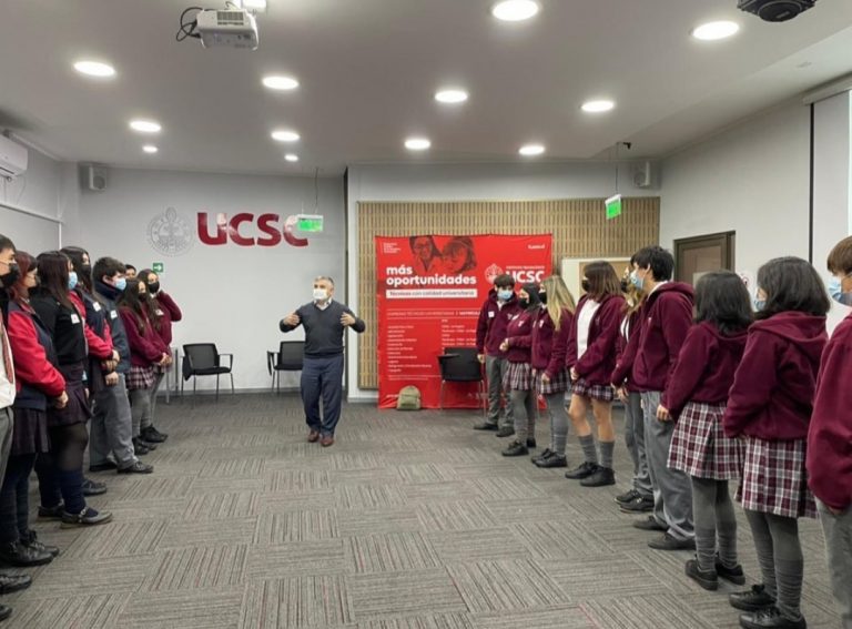LCCH Los Ángeles – Liceo Comercial Camilo Henríquez Los Ángeles